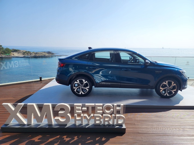 [권영준의 독한 카 다이어리] 유러피안 감성 충만 XM3 E-TECH 하이브리드 - 세계일보